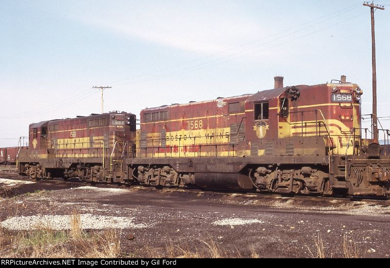 B&M 1568-1561(GP-7s)